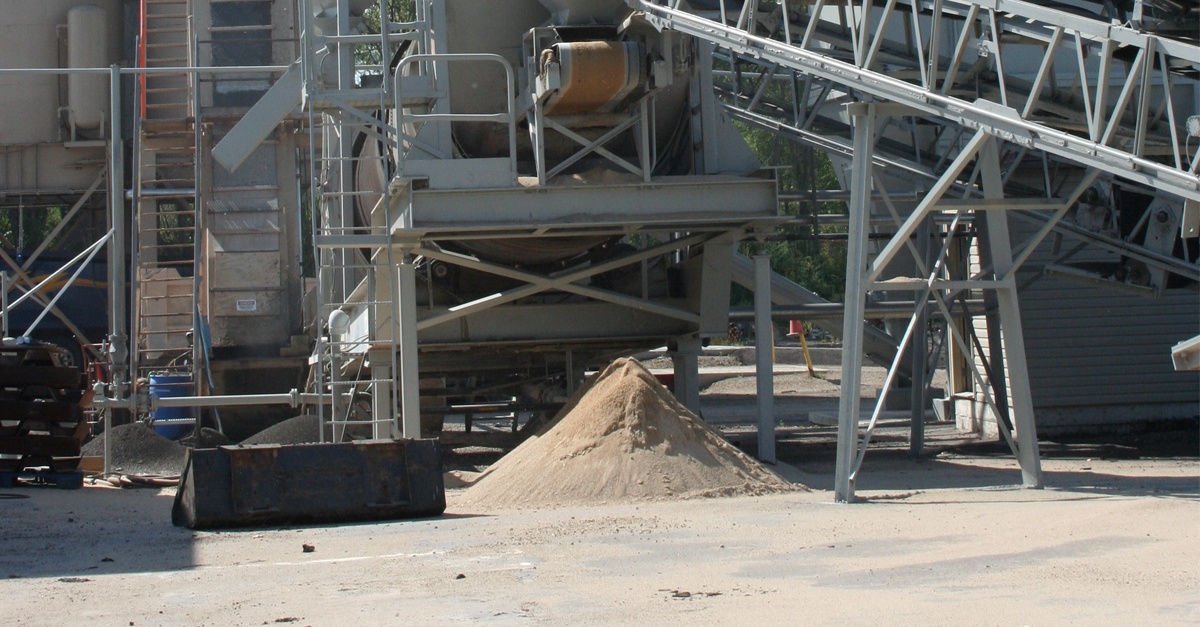 Wolf's Asphalt Paving Blog | Recycled Asphalt